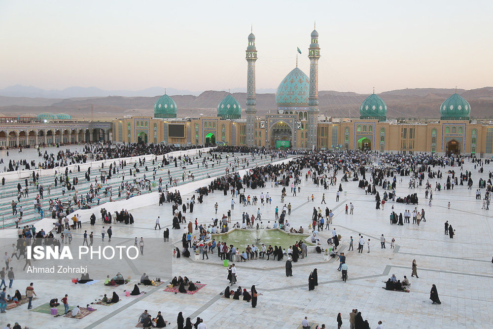 مراسم لیله الرغائب در مسجد مقدس جمکران برگزار می‌شود ایسنا