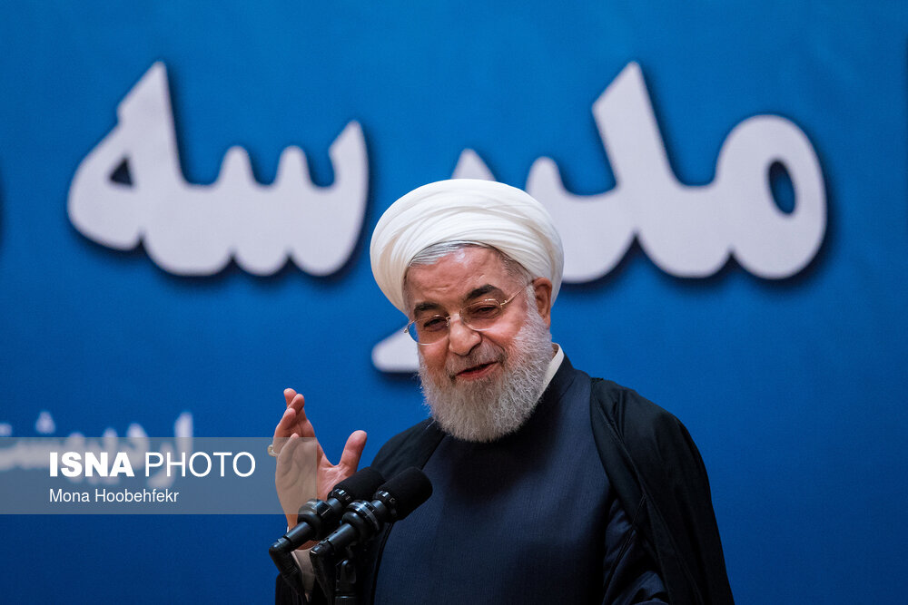ISNA - Teachers’ Day ceremony held in presence of Dr Rouhani