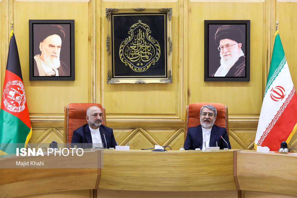 ISNA - Iran’s Interior Minister, Afghanistan’s Acting FM meet in Tehran