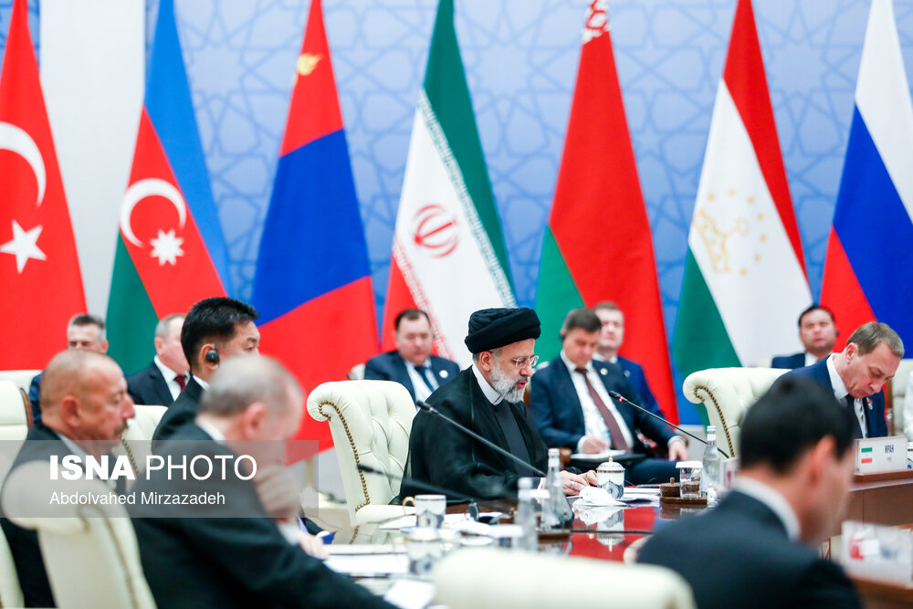 ISNA - Iranian President delivers speech at Shanghai Cooperation Organization summit