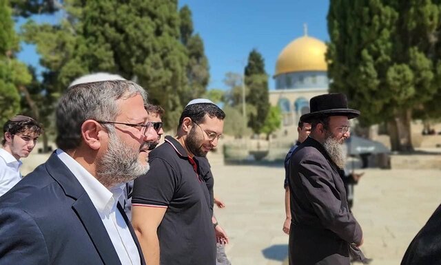 Israeli minister storm Al-Aqsa Mosque - ISNA