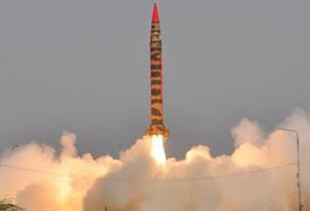 Pakistan successfully test-fires surface-to-surface ballistic missile ...