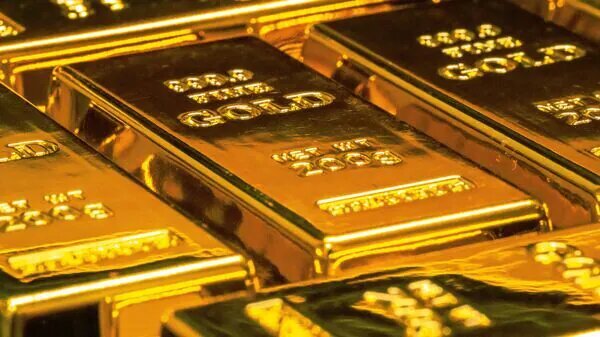 Gold Remains Ultimate Safe Haven as Analyst Predicts Surge to $6,000 ...